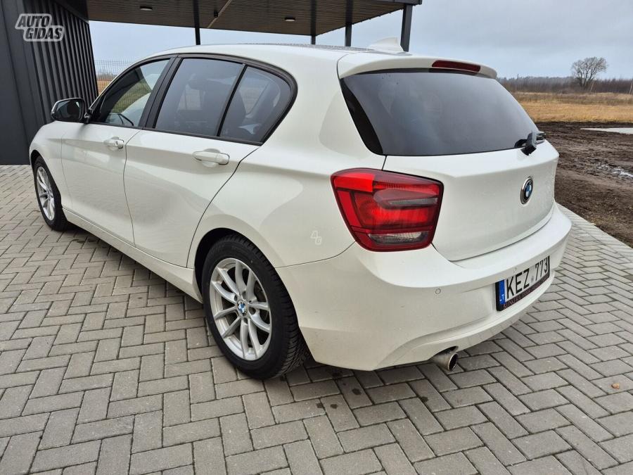 Balts BMW 116 2012 Panevēža, ar dzinēja tilpumu 2.00 L un nobraukumu 350 tūkst. km par 4850 €, foto 4 vietnē AUTOMOTO.COM.LV