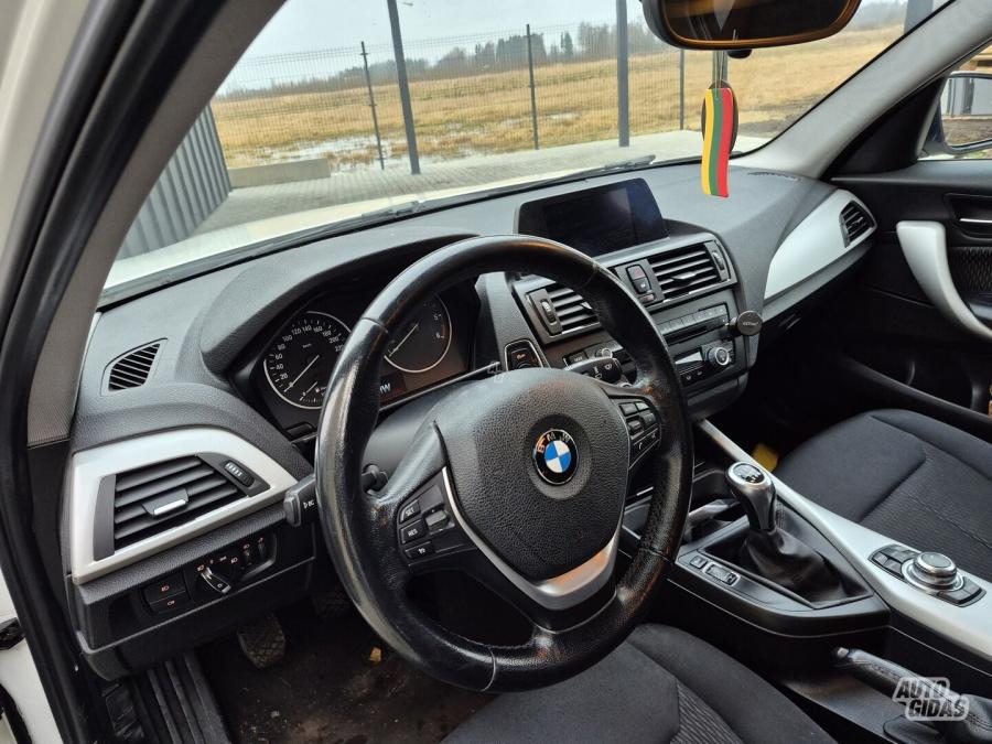 Balts BMW 116 2012 Panevēža, ar dzinēja tilpumu 2.00 L un nobraukumu 350 tūkst. km par 4850 €, foto 9 vietnē AUTOMOTO.COM.LV