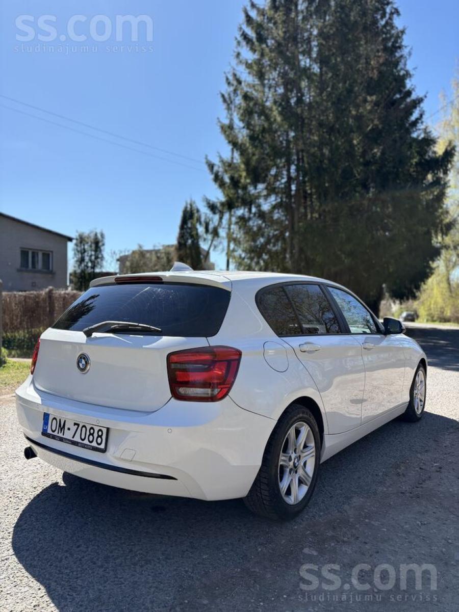 White BMW 116 2012 in Jelgava, with an engine capacity of 1.60 L and mileage of 213 thousand km for 4850 €, photo 6 on AUTOMOTO.COM.LV