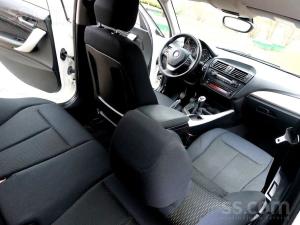 Balts BMW 116 2012 Rīga, ar dzinēja tilpumu 2.00 L un nobraukumu 252 tūkst. km par 8100 €, foto 26 vietnē AUTOMOTO.COM.LV