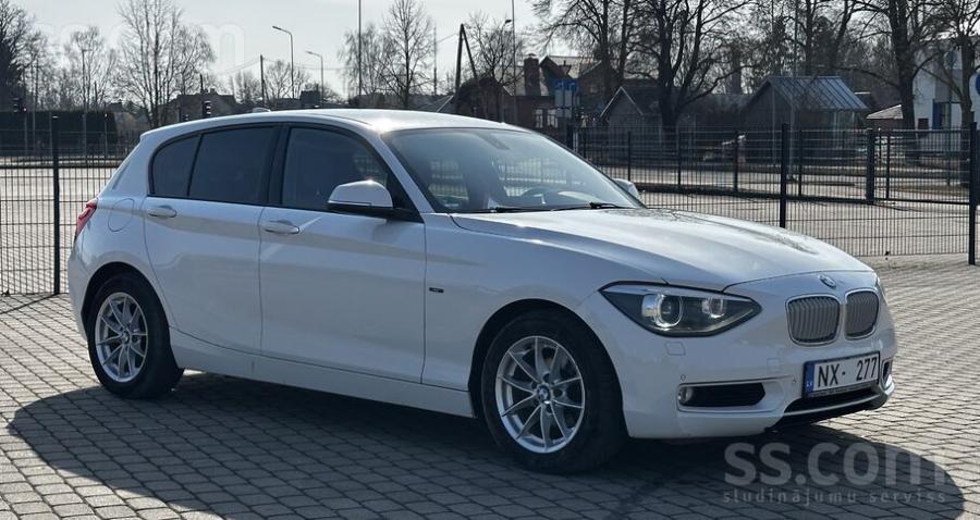 White BMW 116 2012 in Jelgava, with an engine capacity of 2.00 L and mileage of 243 thousand km for 8300 €, photo 3 on AUTOMOTO.COM.LV
