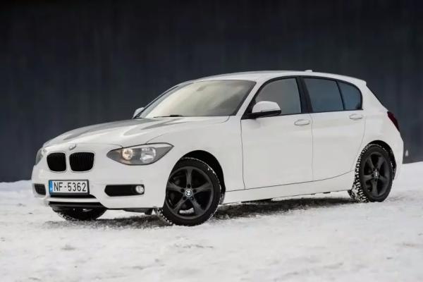 White BMW 116 2012 in Jelgava, with an engine capacity of 2.00 L and mileage of 176 thousand km for 9500 €, photo 1 on AUTOMOTO.COM.LV
