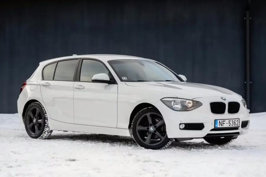 Balts BMW 116 2012 Jelgava, ar dzinēja tilpumu 2.00 L un nobraukumu 176 tūkst. km par 9500 €, foto 3 vietnē AUTOMOTO.COM.LV