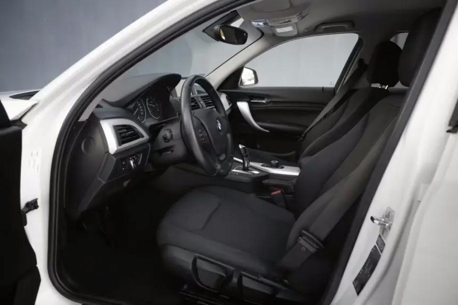 Balts BMW 116 2012 Jelgava, ar dzinēja tilpumu 2.00 L un nobraukumu 176 tūkst. km par 9500 €, foto 10 vietnē AUTOMOTO.COM.LV