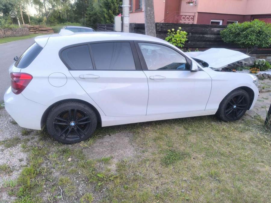 Balts BMW 116 2012 Radviliškis, ar dzinēja tilpumu 1.60 L un nobraukumu 235 tūkst. km par 2450 €, foto 7 vietnē AUTOMOTO.COM.LV