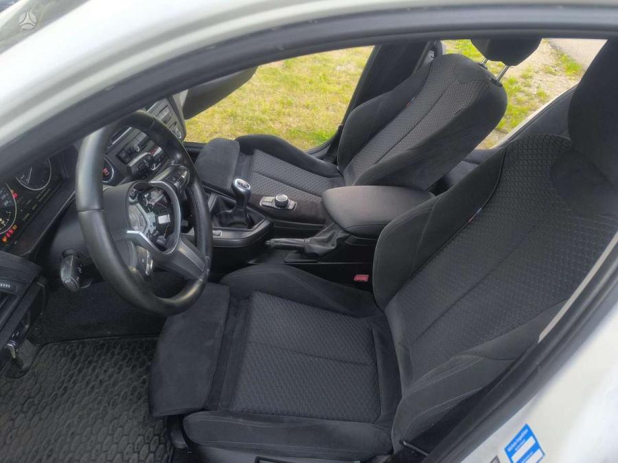 Balts BMW 116 2012 Radviliškis, ar dzinēja tilpumu 1.60 L un nobraukumu 235 tūkst. km par 2450 €, foto 17 vietnē AUTOMOTO.COM.LV