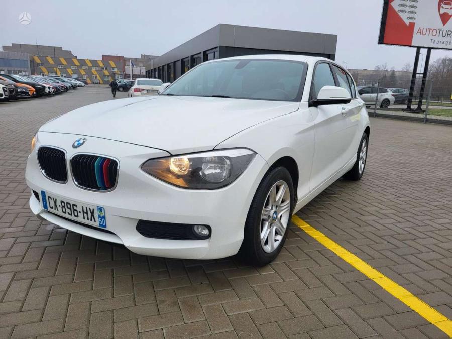 White BMW 116 2013 in Taurage, with an engine capacity of 1.60 L and mileage of 212 thousand km for 4500 €, photo 1 on AUTOMOTO.COM.LV