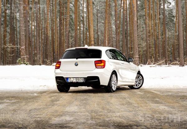 White BMW 116 2013 in Riga, with an engine capacity of 1.60 L and mileage of 206 thousand km for 7990 €, photo 5 on AUTOMOTO.COM.LV