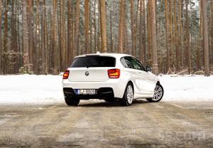 White BMW 116 2013 in Riga, with an engine capacity of 1.60 L and mileage of 206 thousand km for 7990 €, photo 5 on AUTOMOTO.COM.LV