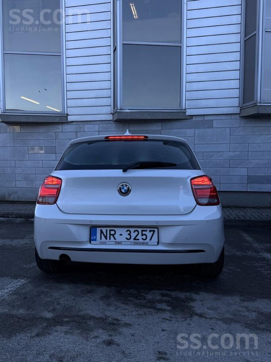 Balts BMW 116 2013 Tukums, ar dzinēja tilpumu 1.60 L un nobraukumu 199 tūkst. km par 5900 €, foto 4 vietnē AUTOMOTO.COM.LV