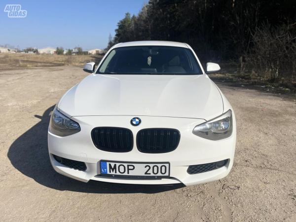White BMW 116 2013 in Vilnius, with an engine capacity of 1.60 L and mileage of 234 thousand km for 6200 €, photo 3 on AUTOMOTO.COM.LV