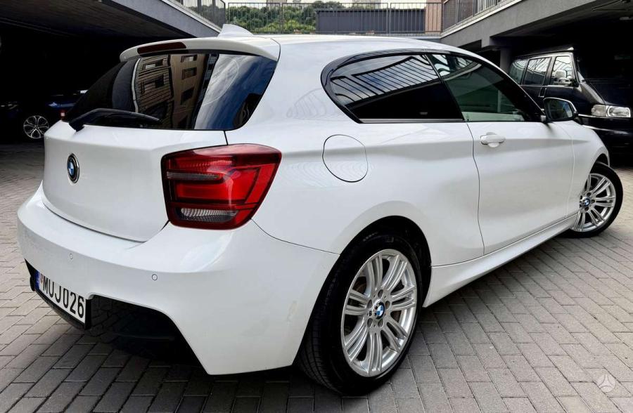 White BMW 116 2013 in Kaunas, with an engine capacity of 0.00 L and mileage of 305 thousand km for 5500 €, photo 6 on AUTOMOTO.COM.LV