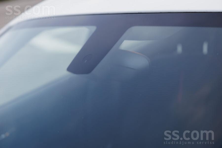 Balts BMW 116 2013 Tukums, ar dzinēja tilpumu 1.60 L un nobraukumu 200 tūkst. km par 5500 €, foto 20 vietnē AUTOMOTO.COM.LV