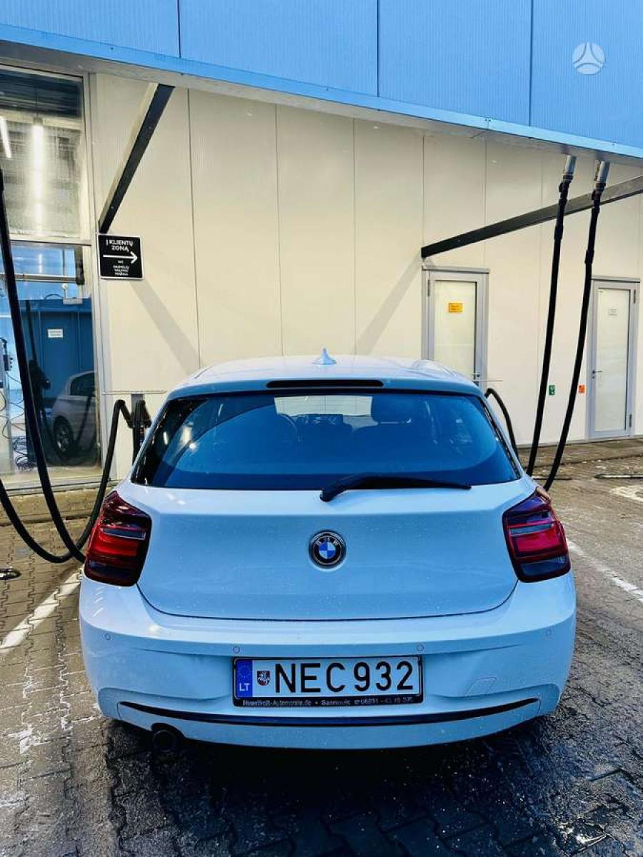 White BMW 116 2014 in Vilnius, with an engine capacity of 2.00 L and mileage of 177 thousand km for 6400 €, photo 10 on AUTOMOTO.COM.LV