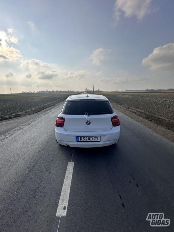 Balts BMW 116 2014 Šakiai, ar dzinēja tilpumu 2.00 L un nobraukumu 230 tūkst. km par 6750 €, foto 6 vietnē AUTOMOTO.COM.LV
