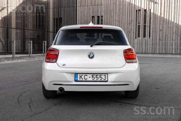 White BMW 116 2014 in Riga, with an engine capacity of 1.60 L and mileage of 174 thousand km for 5950 €, photo 6 on AUTOMOTO.COM.LV