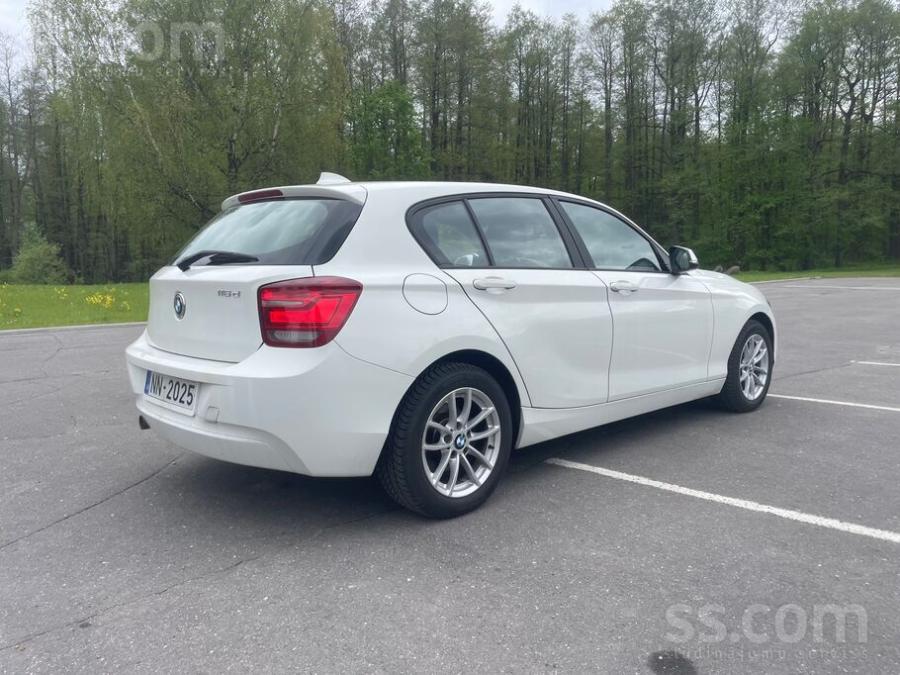 White BMW 116 2014 in Riga, with an engine capacity of 2.00 L and mileage of 0 thousand km for 5300 €, photo 5 on AUTOMOTO.COM.LV