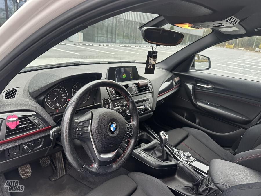 White BMW 116 2014 in Kaunas, with an engine capacity of 1.60 L and mileage of 226 thousand km for 4900 €, photo 12 on AUTOMOTO.COM.LV
