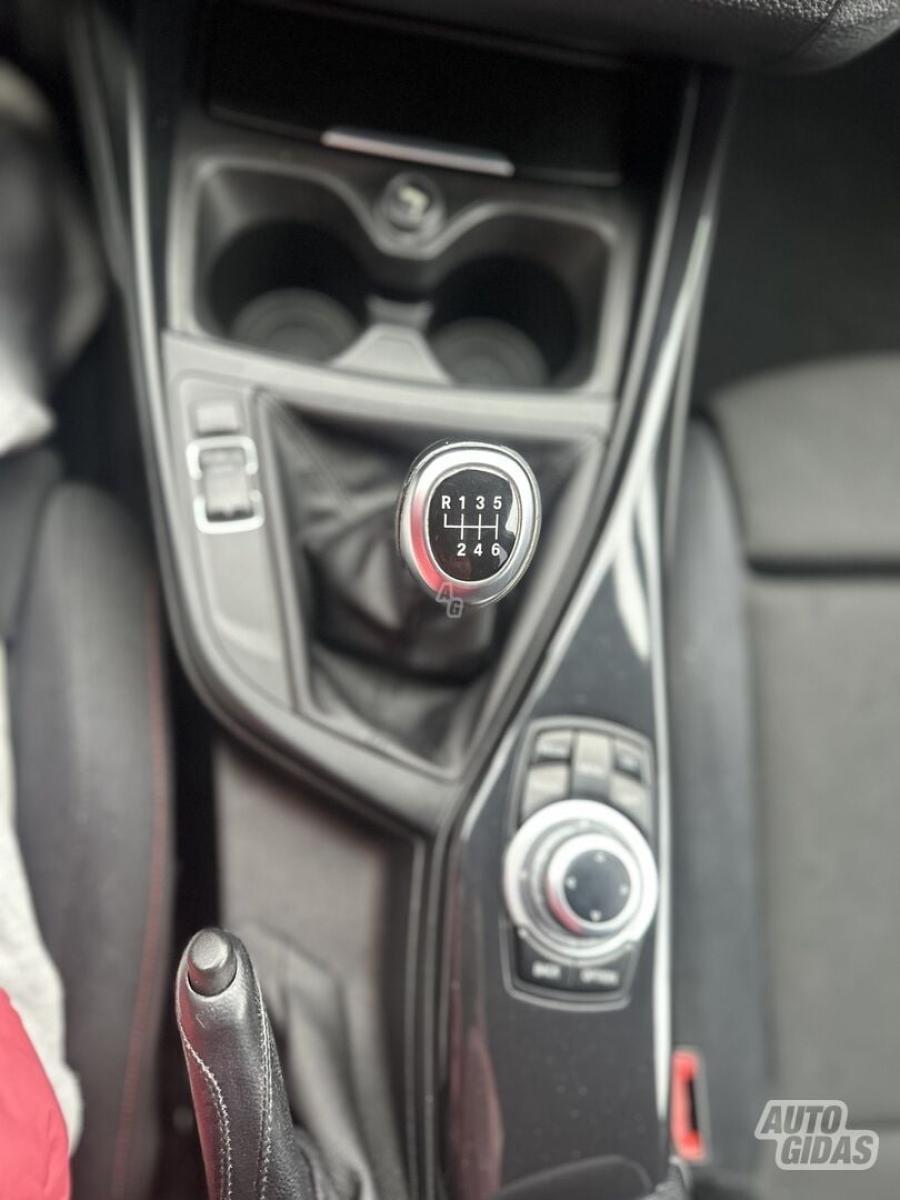 White BMW 116 2014 in Kaunas, with an engine capacity of 1.60 L and mileage of 226 thousand km for 4900 €, photo 16 on AUTOMOTO.COM.LV