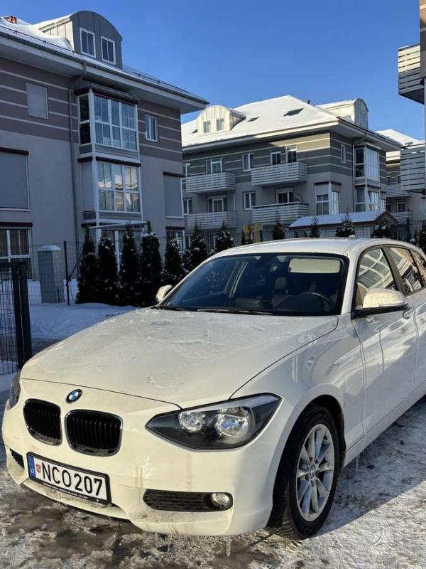 White BMW 116 2015 in Kaunas, with an engine capacity of 2.00 L and mileage of 226 thousand km for 6900 €, photo 7 on AUTOMOTO.COM.LV