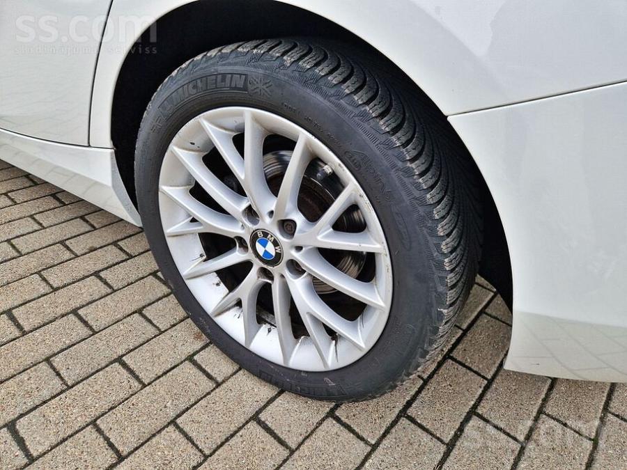 White BMW 116 2015 in Riga, with an engine capacity of 1.50 L and mileage of 220 thousand km for 8990 €, photo 14 on AUTOMOTO.COM.LV