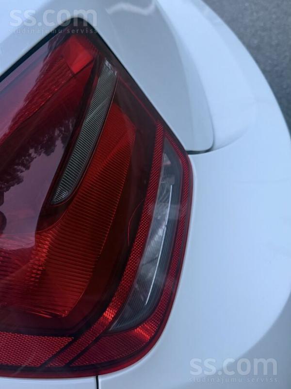 Balts BMW 116 2015 Rīga, ar dzinēja tilpumu 1.50 L un nobraukumu 258 tūkst. km par 4100 €, foto 7 vietnē AUTOMOTO.COM.LV