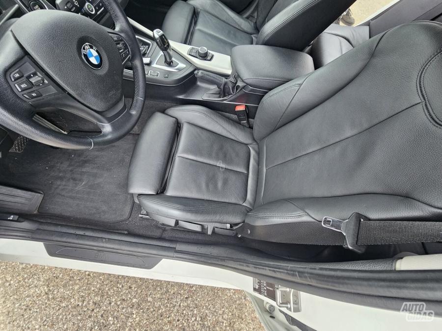 White BMW 116 2016 in Kaunas, with an engine capacity of 1.50 L and mileage of 155 thousand km for 8350 €, photo 12 on AUTOMOTO.COM.LV