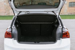 Balts BMW 116 2016 Bauska, ar dzinēja tilpumu 1.60 L un nobraukumu 214 tūkst. km par 10500 €, foto 24 vietnē AUTOMOTO.COM.LV