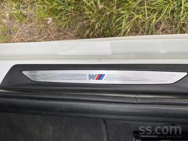 White BMW 116 2016 in Bauska, with an engine capacity of 1.60 L and mileage of 214 thousand km for 10800 €, photo 1 on AUTOMOTO.COM.LV