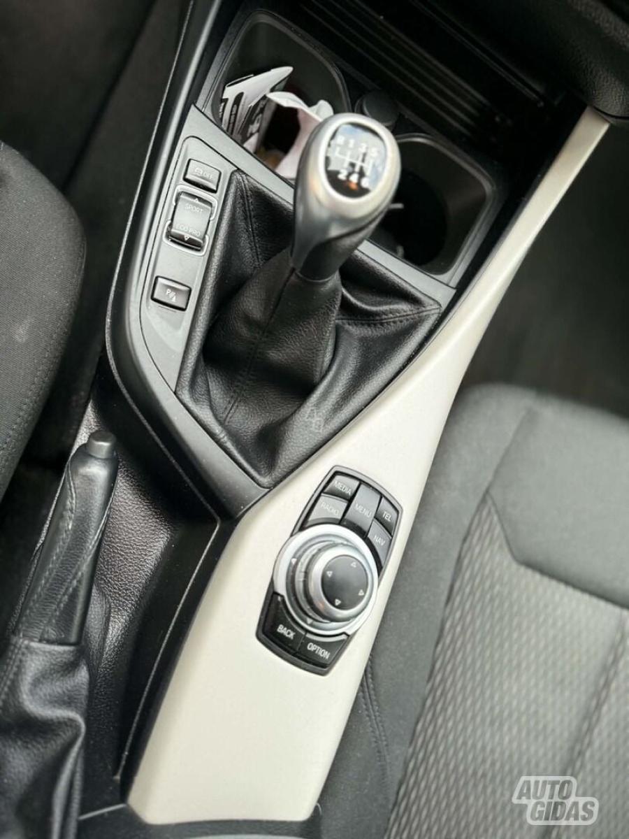 White BMW 116 2017 in Palanga, with an engine capacity of 1.50 L and mileage of 155 thousand km for 12000 €, photo 11 on AUTOMOTO.COM.LV