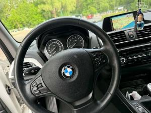 White BMW 116 2017 in Palanga, with an engine capacity of 1.50 L and mileage of 155 thousand km for 12000 €, photo 16 on AUTOMOTO.COM.LV
