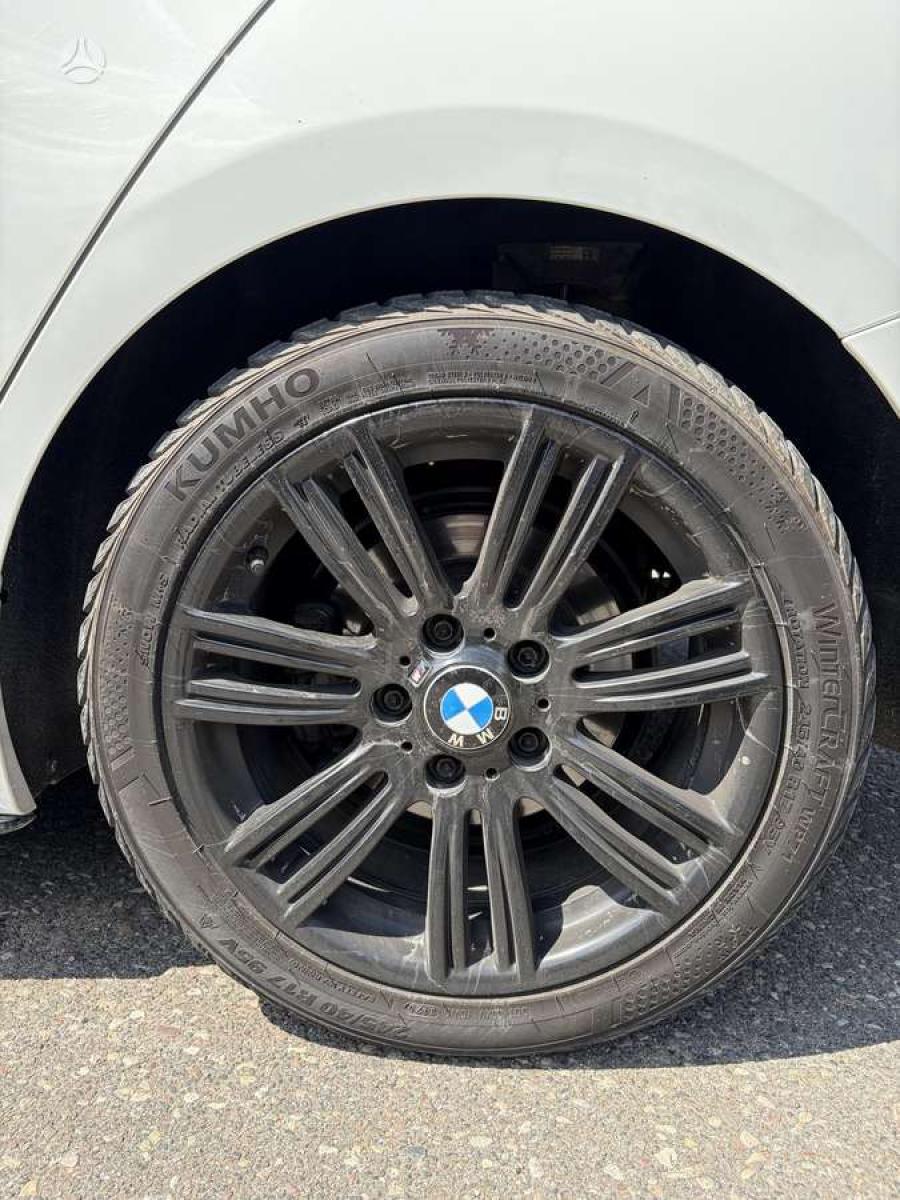Balts BMW 116 2017 Viļņa, ar dzinēja tilpumu 2.00 L un nobraukumu 275 tūkst. km par 6999 €, foto 19 vietnē AUTOMOTO.COM.LV
