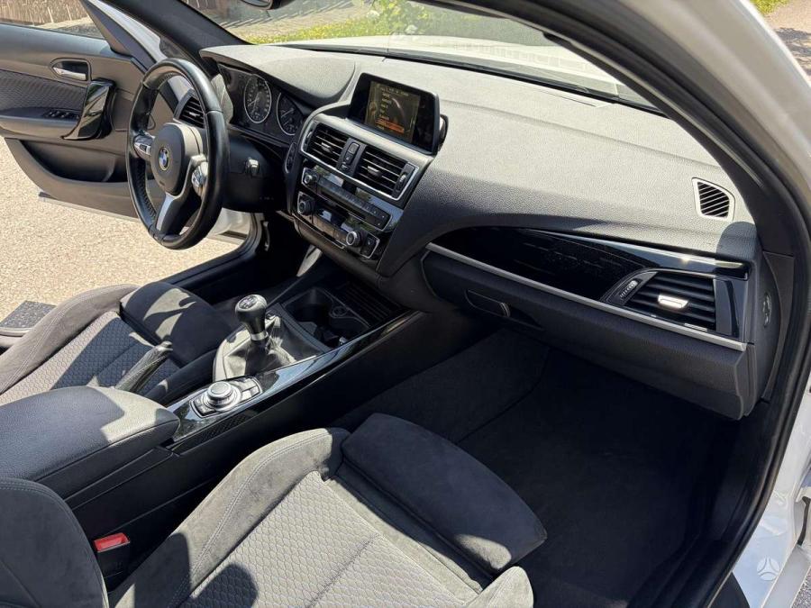 Balts BMW 116 2017 Viļņa, ar dzinēja tilpumu 2.00 L un nobraukumu 275 tūkst. km par 6999 €, foto 30 vietnē AUTOMOTO.COM.LV