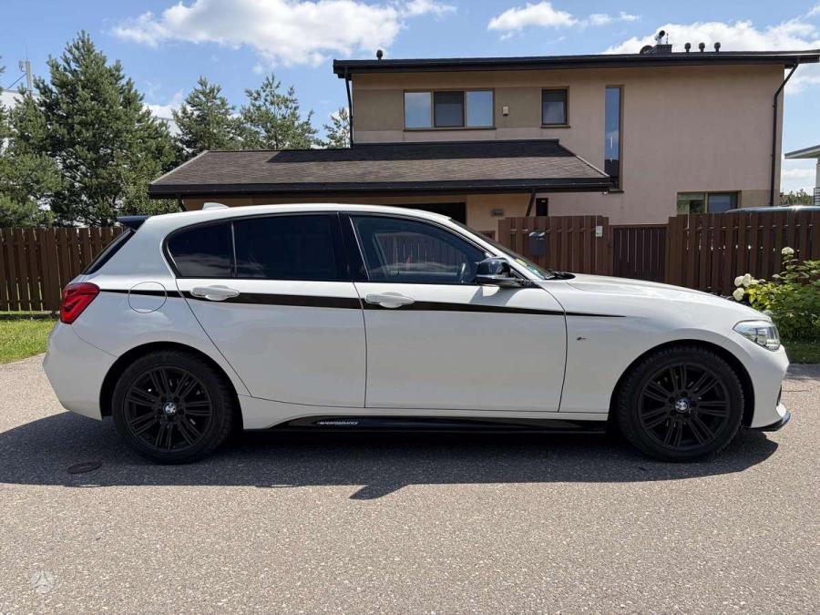 Balts BMW 116 2017 Viļņa, ar dzinēja tilpumu 1.60 L un nobraukumu 265 tūkst. km par 6600 €, foto 7 vietnē AUTOMOTO.COM.LV