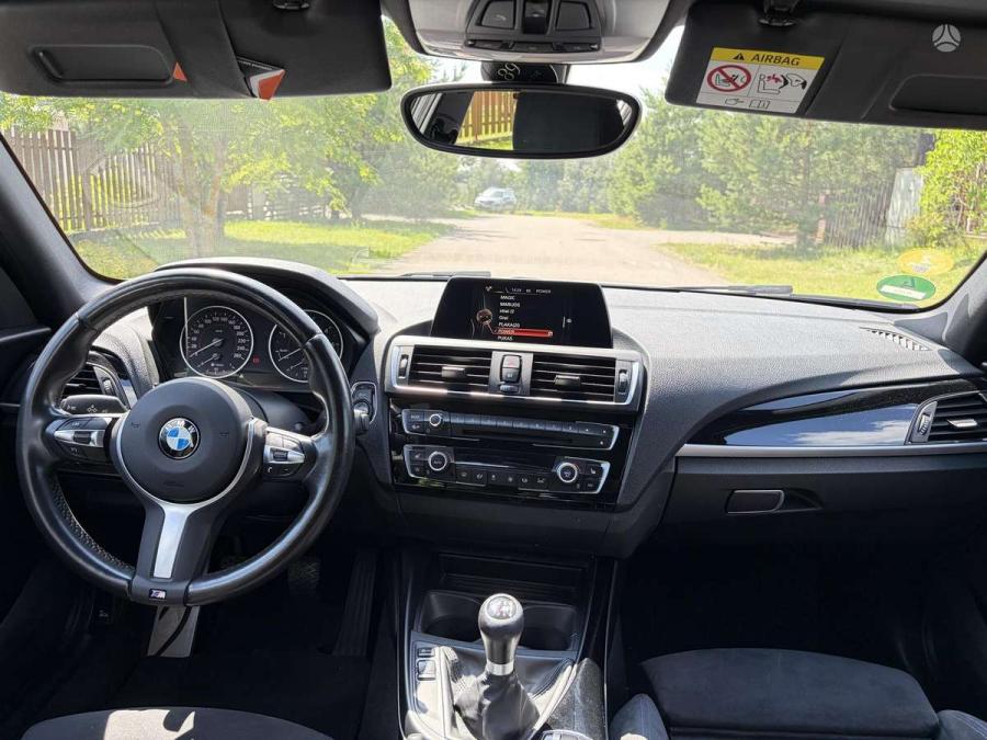 Balts BMW 116 2017 Viļņa, ar dzinēja tilpumu 1.60 L un nobraukumu 265 tūkst. km par 6600 €, foto 16 vietnē AUTOMOTO.COM.LV