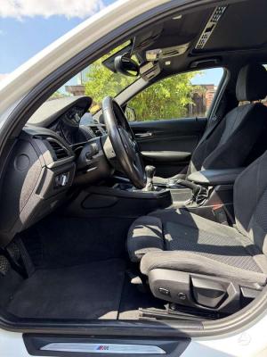 Balts BMW 116 2017 Viļņa, ar dzinēja tilpumu 1.60 L un nobraukumu 265 tūkst. km par 6600 €, foto 20 vietnē AUTOMOTO.COM.LV