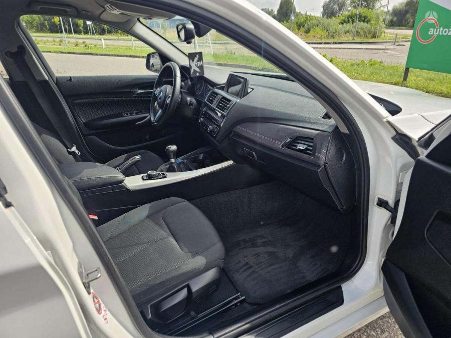 White BMW 116 2017 in Ukmerge, with an engine capacity of 1.50 L and mileage of 215 thousand km for 5950 €, photo 12 on AUTOMOTO.COM.LV
