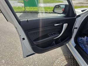 White BMW 116 2017 in Ukmerge, with an engine capacity of 1.50 L and mileage of 215 thousand km for 5950 €, photo 14 on AUTOMOTO.COM.LV
