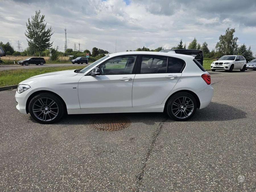 White BMW 116 2017 in Ukmerge, with an engine capacity of 1.50 L and mileage of 215 thousand km for 5950 €, photo 19 on AUTOMOTO.COM.LV