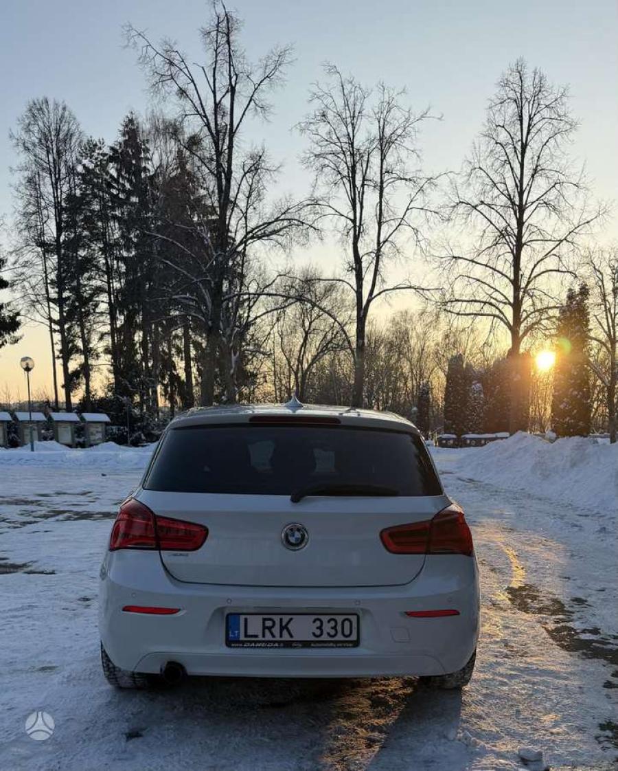 White BMW 116 2018 in Kaunas, with an engine capacity of 0.00 L and mileage of 121 thousand km for 12200 €, photo 9 on AUTOMOTO.COM.LV