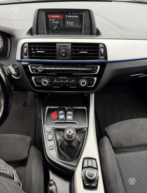 White BMW 116 2018 in Siauliai, with an engine capacity of 1.50 L and mileage of 280 thousand km for 8500 €, photo 15 on AUTOMOTO.COM.LV