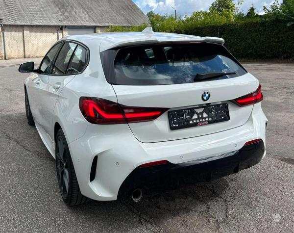 White BMW 116 2021 in Panevezys, with an engine capacity of 1.50 L and mileage of 189 thousand km for 16900 €, photo 3 on AUTOMOTO.COM.LV