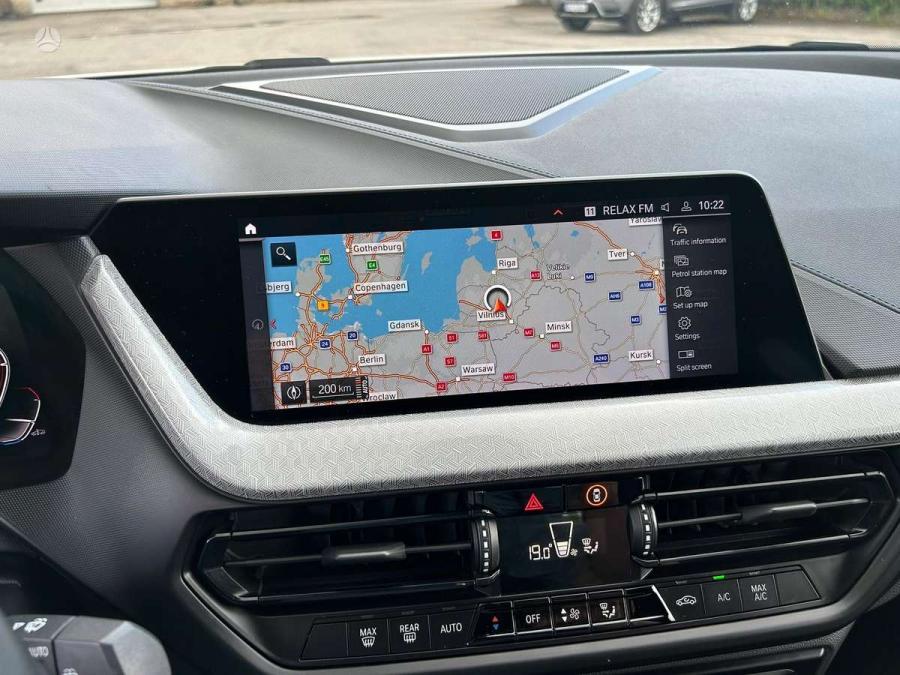 Белый БМВ 116 2021 в Паневежис, объемом двигателя 1.50 л и пробегом 189 тыс. км за 16900 €, фото 12 на AUTOMOTO.COM.LV
