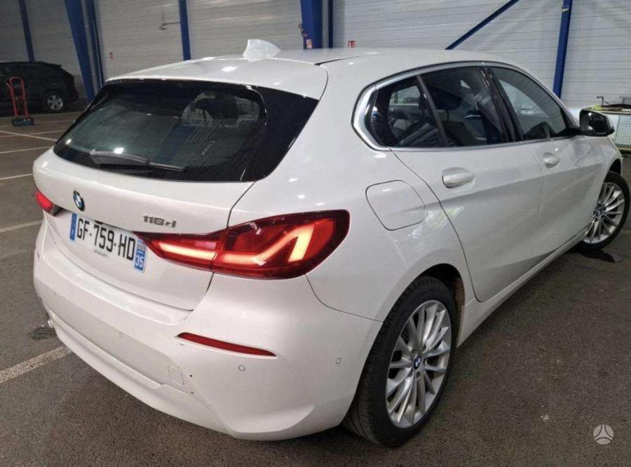 Balts BMW 116 2022 Viļņa, ar dzinēja tilpumu 1.50 L un nobraukumu 189 tūkst. km par 15487 €, foto 3 vietnē AUTOMOTO.COM.LV