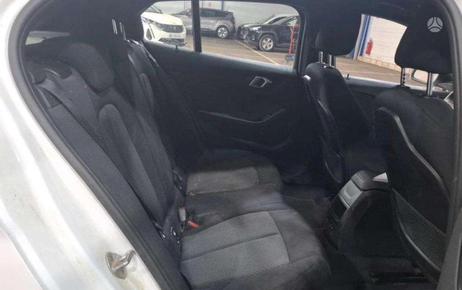 Balts BMW 116 2022 Viļņa, ar dzinēja tilpumu 1.50 L un nobraukumu 189 tūkst. km par 15487 €, foto 9 vietnē AUTOMOTO.COM.LV