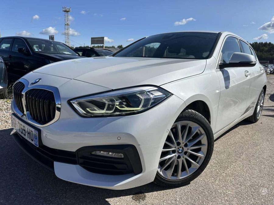 White BMW 116 2022 in Vilnius, with an engine capacity of 1.50 L and mileage of 189 thousand km for 15124 €, photo 1 on AUTOMOTO.COM.LV