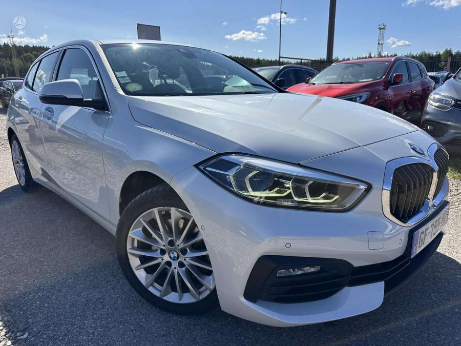 White BMW 116 2022 in Vilnius, with an engine capacity of 1.50 L and mileage of 189 thousand km for 15124 €, photo 4 on AUTOMOTO.COM.LV
