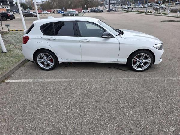 Yellow BMW 116 2016 in Vilnius, with an engine capacity of 1.50 L and mileage of 245 thousand km for 9000 €, photo 5 on AUTOMOTO.COM.LV