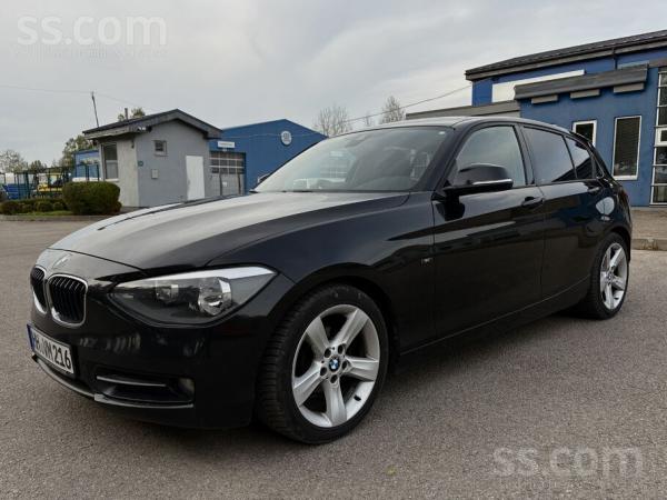 Yellow BMW 116 2016 in Riga, with an engine capacity of 2.00 L and mileage of 230 thousand km for 3000 €, photo 1 on AUTOMOTO.COM.LV