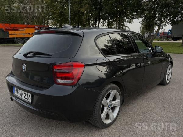 Yellow BMW 116 2016 in Riga, with an engine capacity of 2.00 L and mileage of 230 thousand km for 3000 €, photo 5 on AUTOMOTO.COM.LV